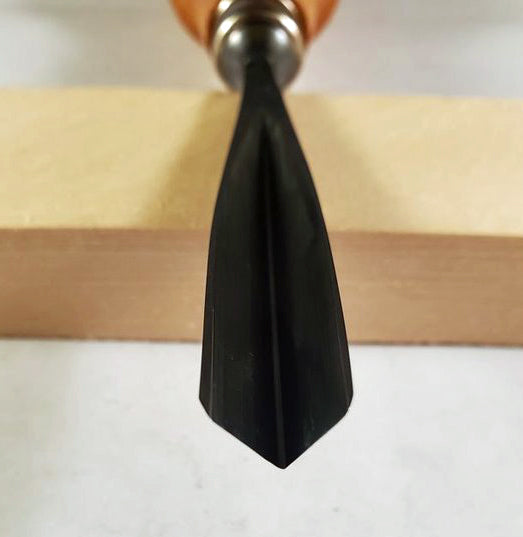 Stubai Palm Tool #39 - 10mm V Tool — Mountain Woodcarvers